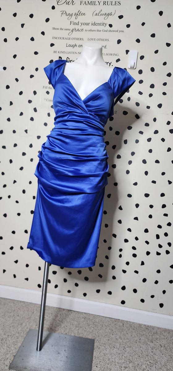 SIGNATURE RUCHE BODYCON DRESS SZ 16 – Dirty Dye Ana Closet